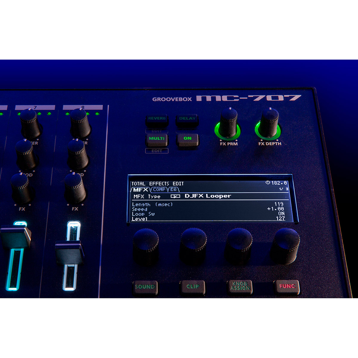 MC-707 : Sampler / GrooveBox Roland - Univers Sons