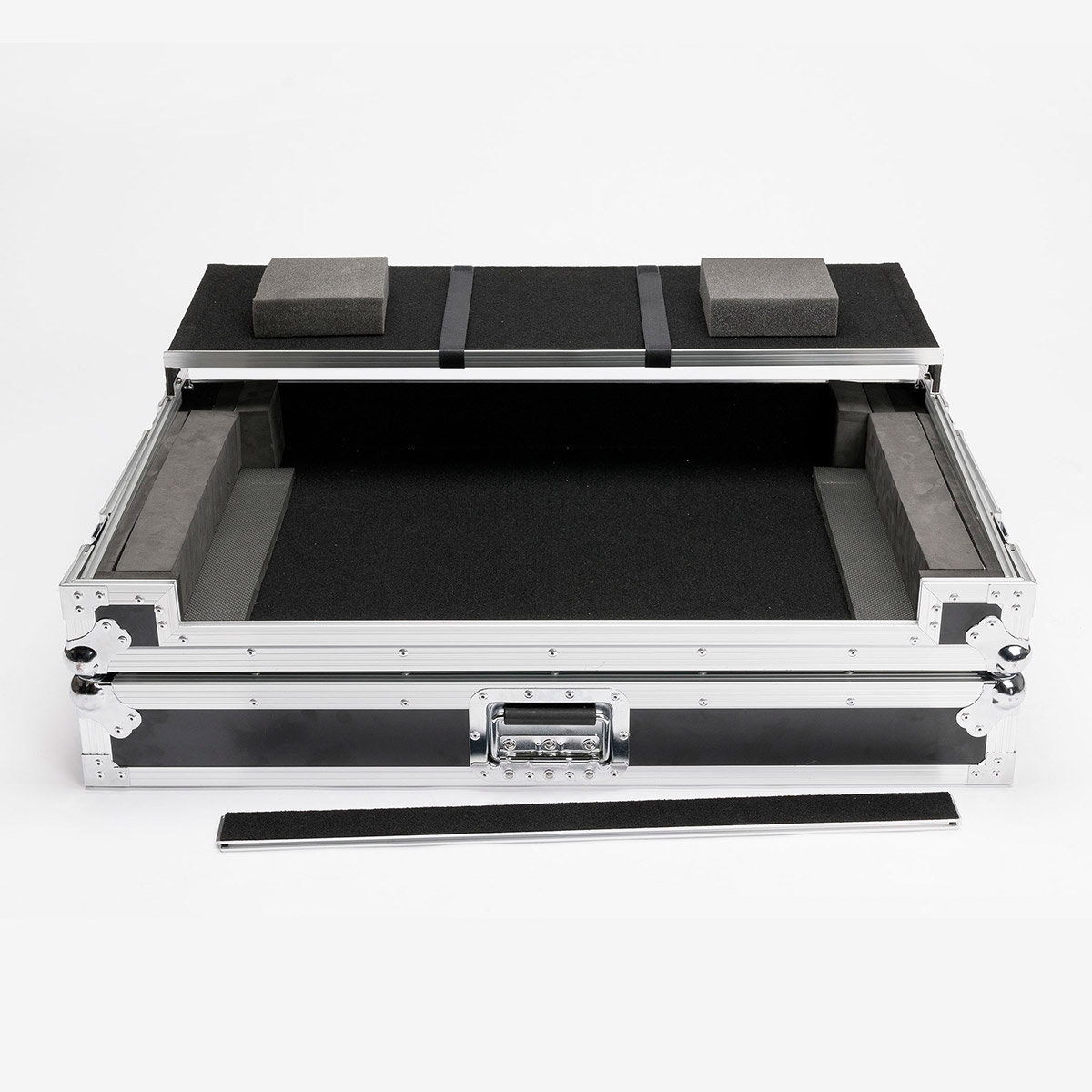 Numark NS7 III + flight - Contrôleur DJ USB Univers Sons