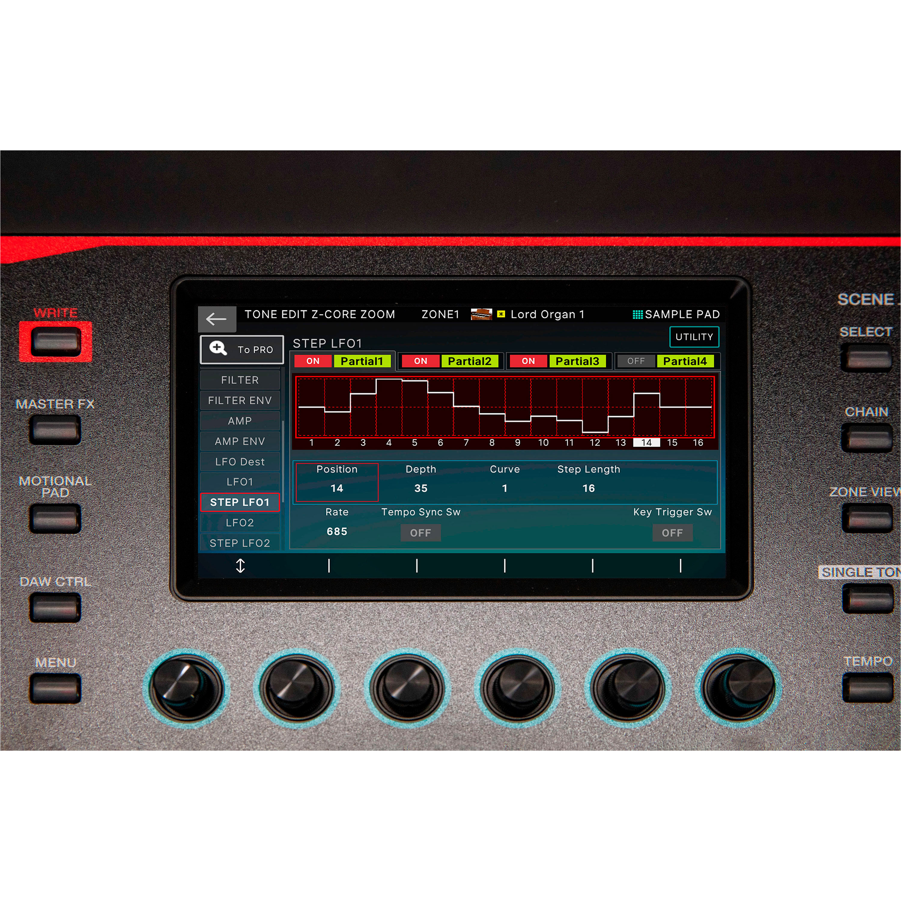 Roland Fantom 07 - Synthétiseur Univers Sons