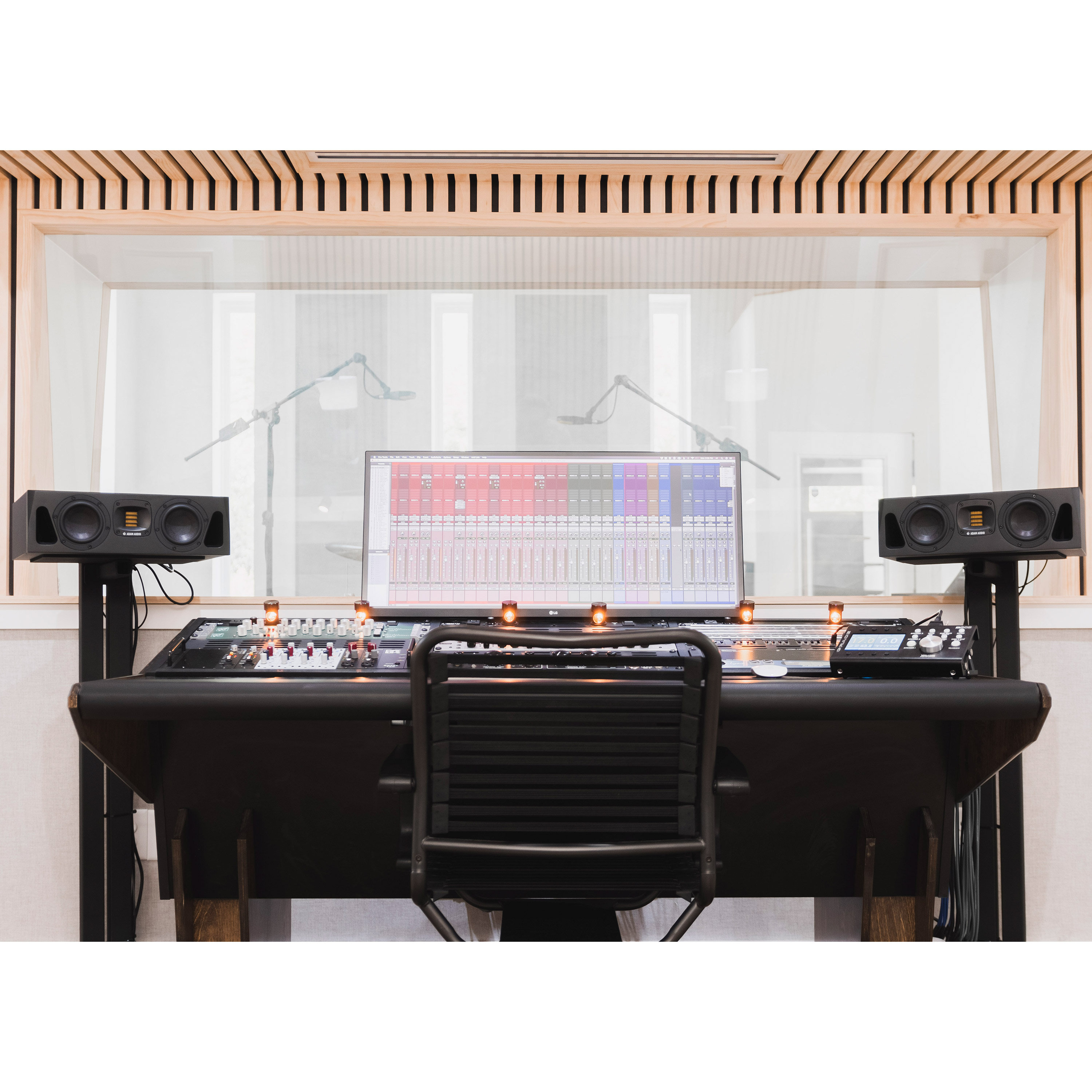 Adam Audio A44H (la pièce) - Enceinte de monitoring Univers Sons