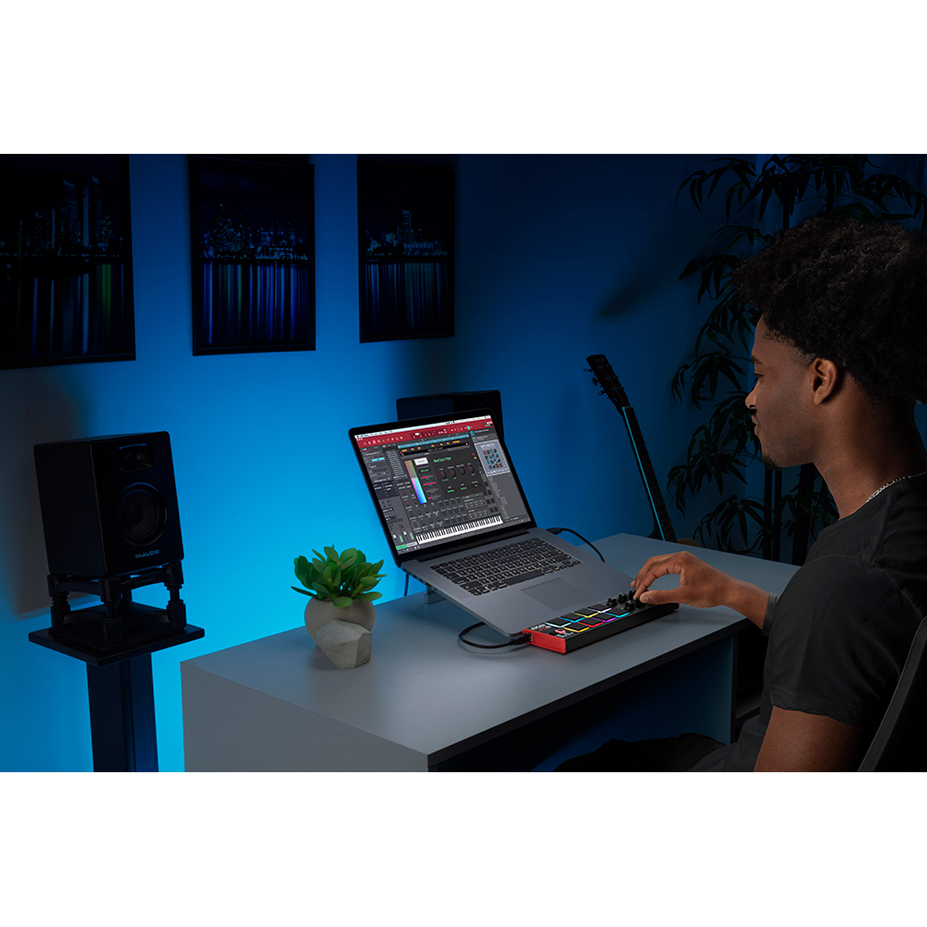 Akai LPD8 Mk2 - Contrôleur MIDI Univers Sons